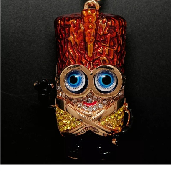 Jewelry | Crystal Hawaiian Tiki Minion Robot Necklace | Poshmark